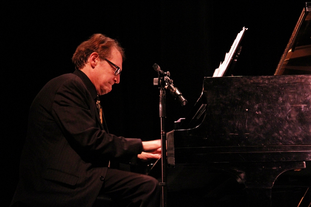 Ken Franckling's Jazz Notes: Swing, swing, swing indeed