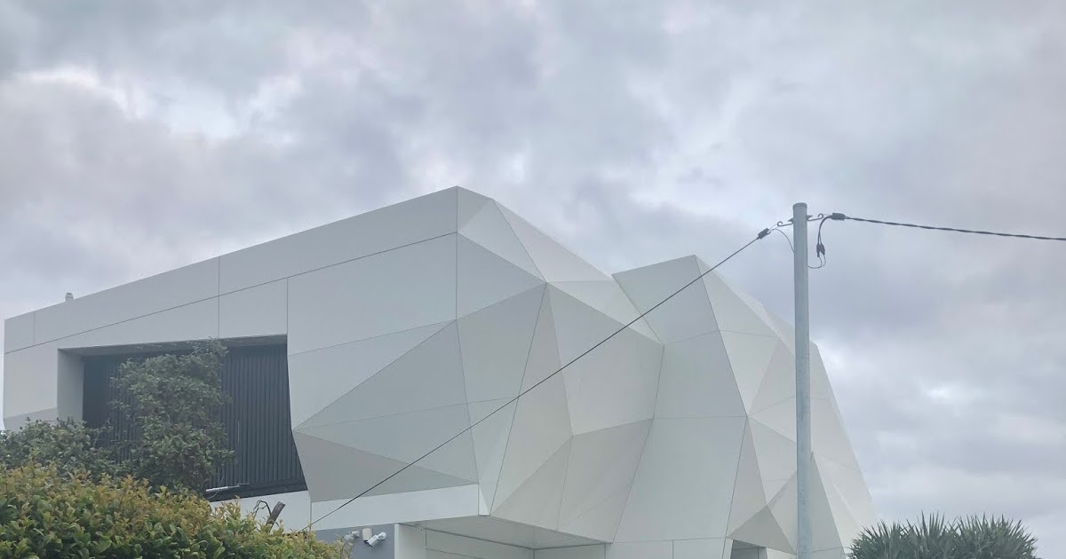 Nichola Jephcott: Folded Building