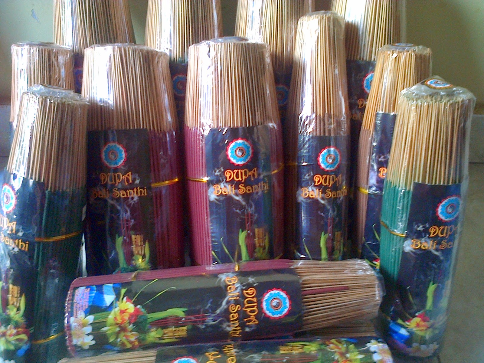 JUAL DUPA HARUM: JUAL DUPA HARUM "BALI SANTHI"