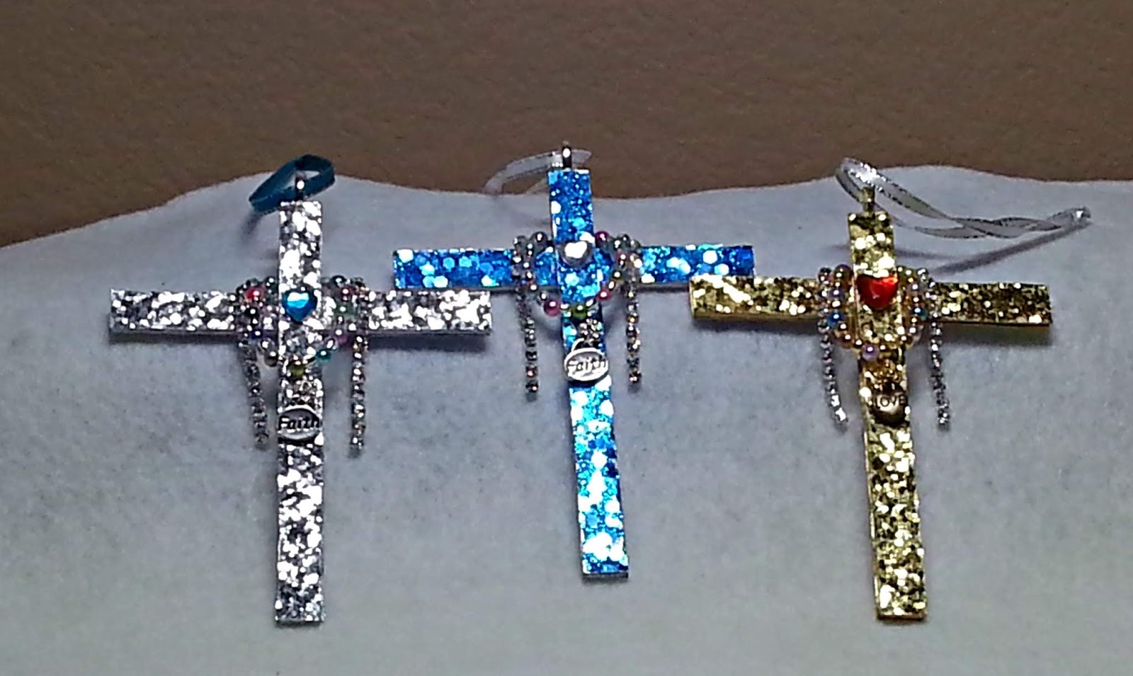 HappyBird's Glitter Nest: DIY~Make Beautiful Sparkly Cross Ornaments ...