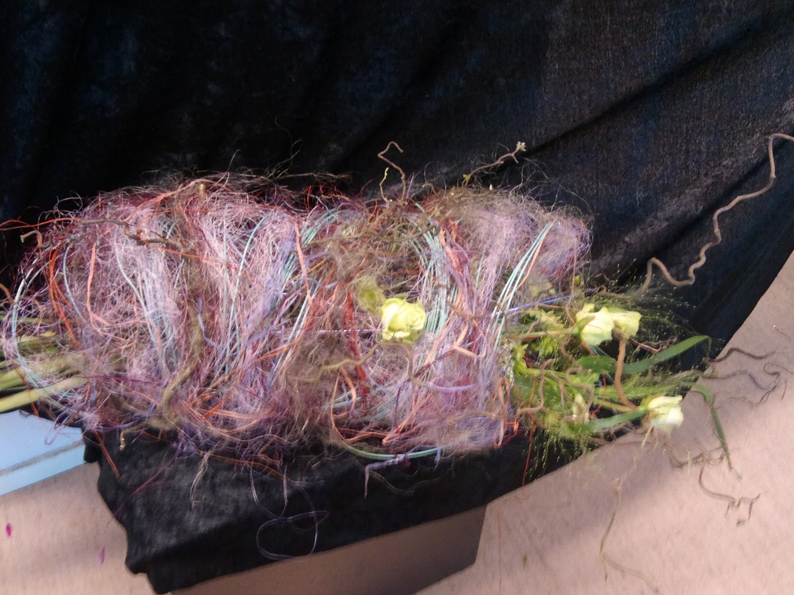 Klorofyll: Nu har jag tittat i arkiven på bilder från floristutbildarna ...