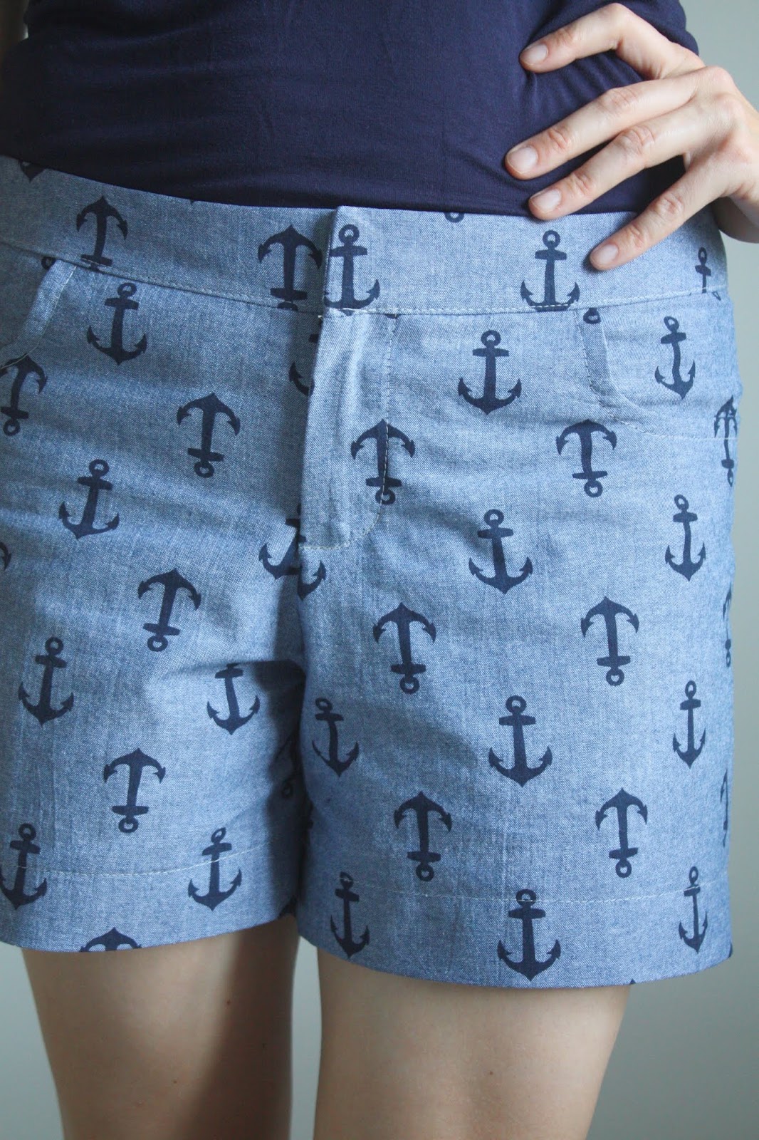 Nicole at Home: Really Maritime-y shorts