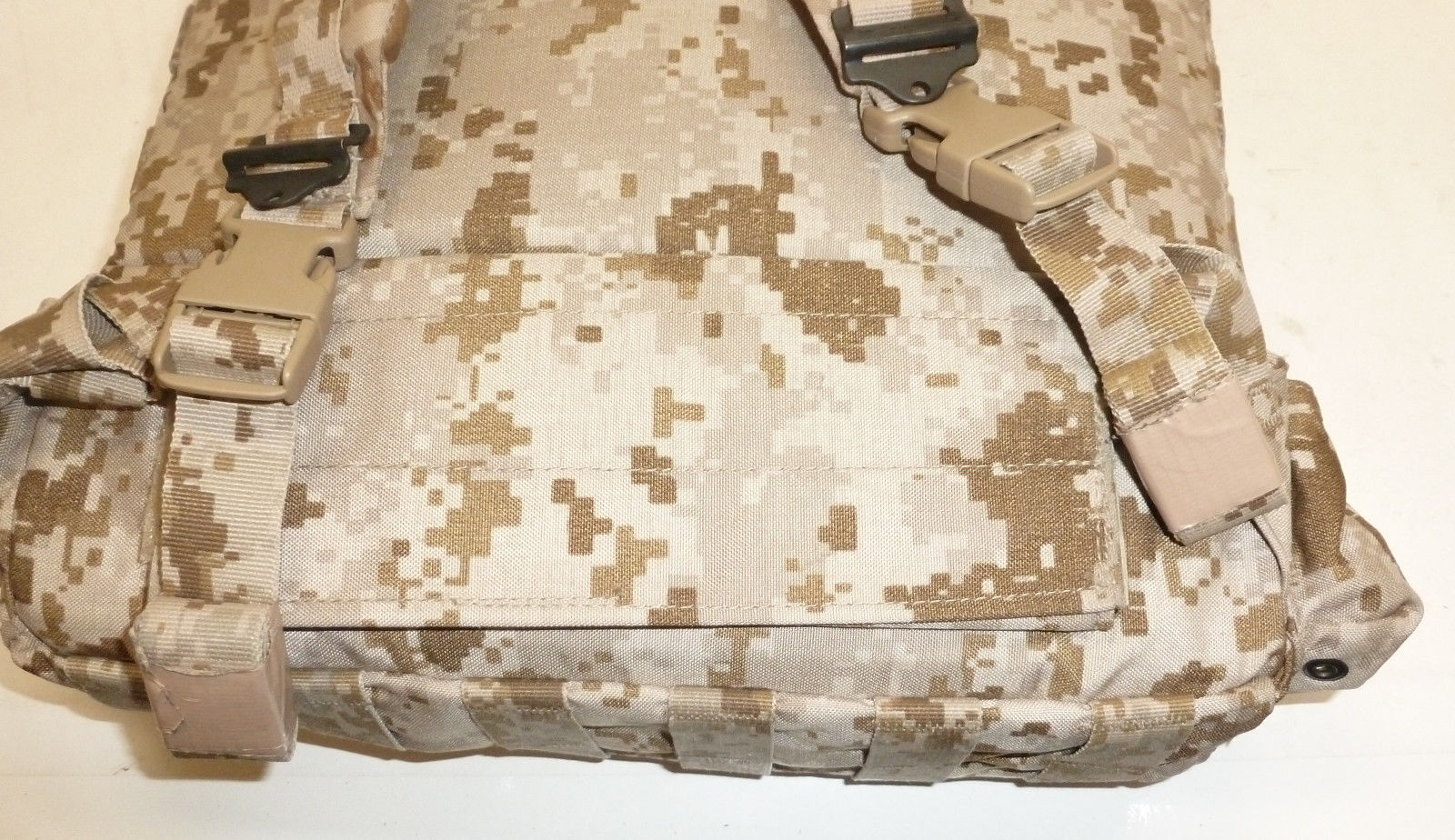 Webbingbabel: LBT-2670F Slim Medical Backpack AOR1