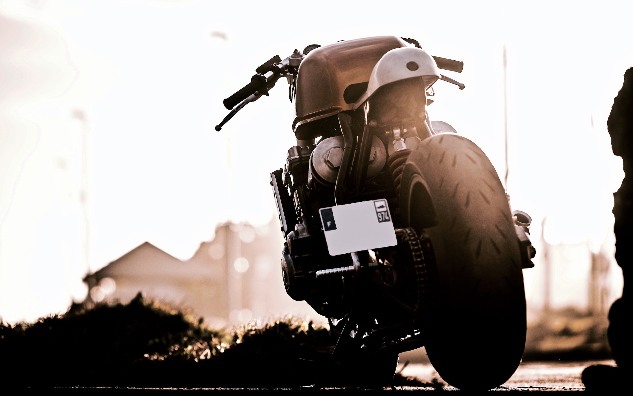 Run Iron CB1300 - Inazuma café racer