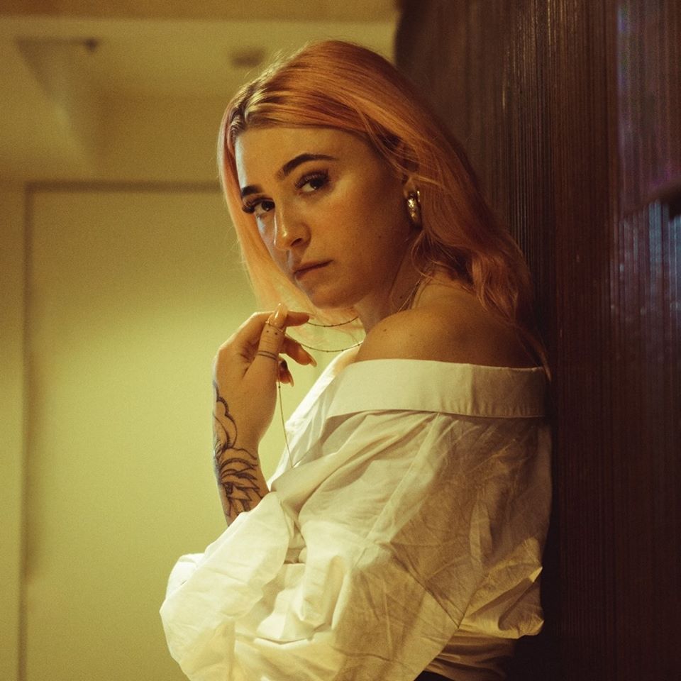 ALICHE – SINGLE REVIEW