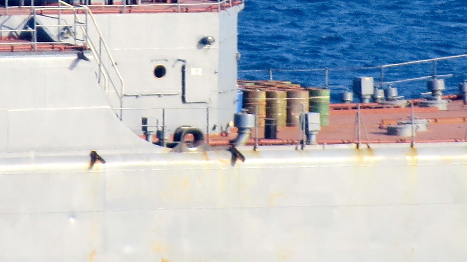 WARSHIPS ON THE BOSPHORUS: 127 BDK 43 MINSK,775 ROPUCHA CLASS