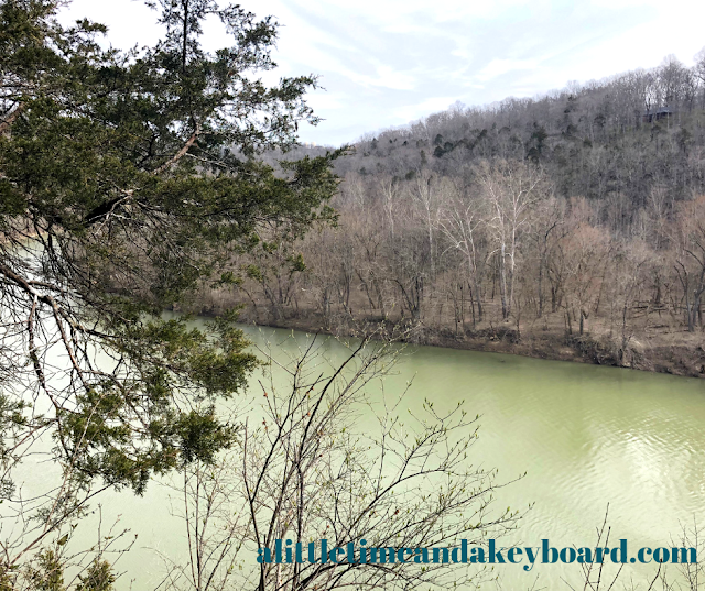 A Little Time and a Keyboard: Hiking to the Kentucky River at Raven Run ...