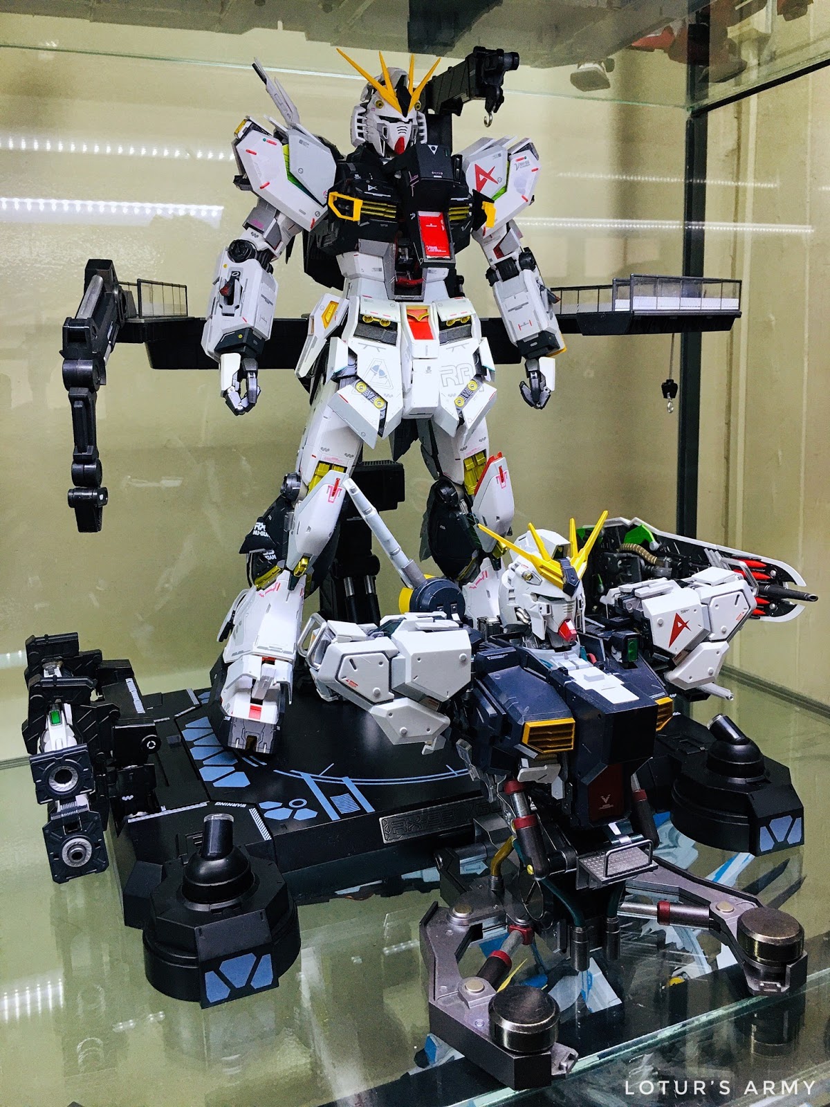 Lotur's GunPla Models Collects in One Massive Army!