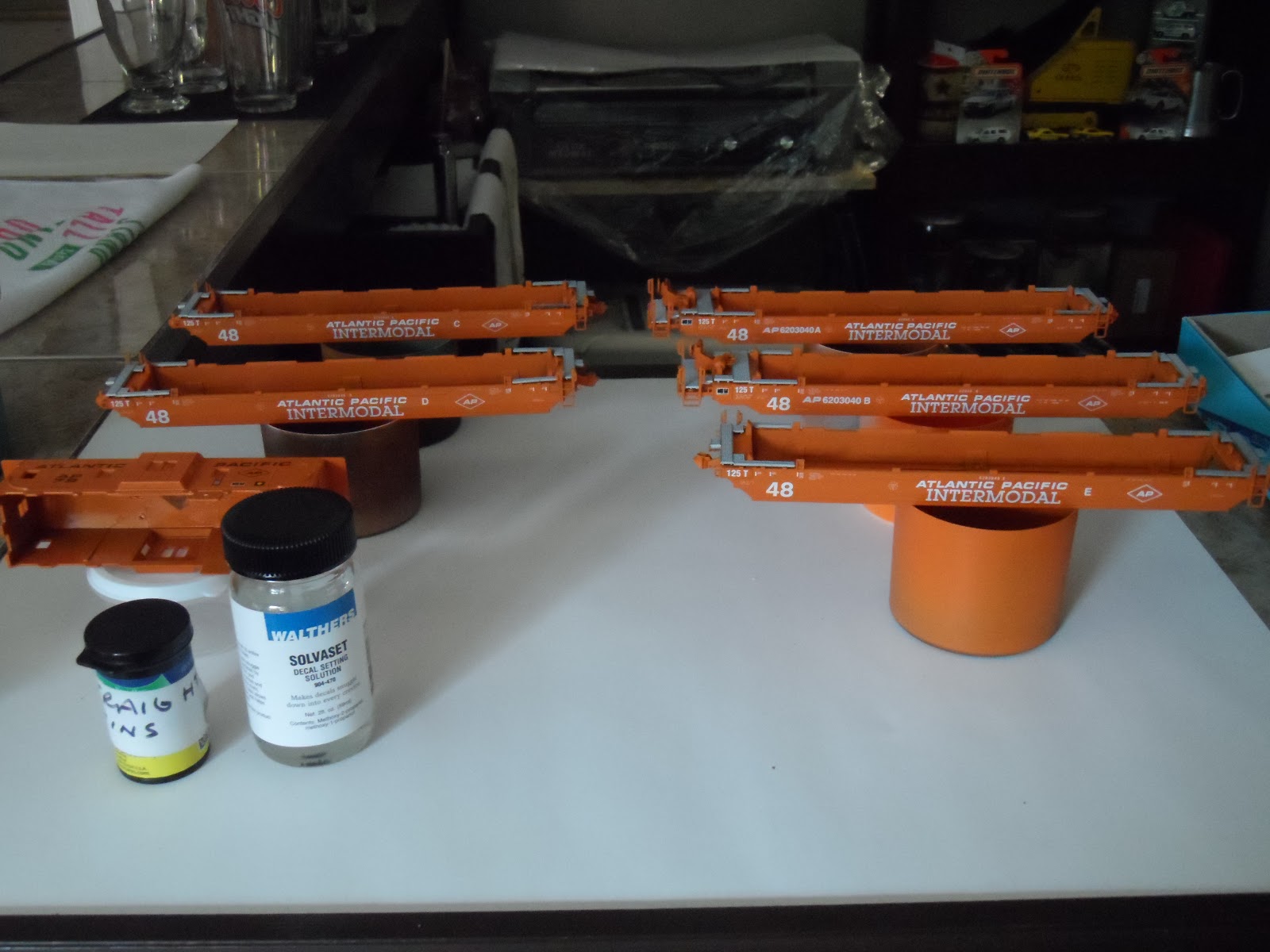 New York Central Train Layout: Athearn BB Gunderson Maxi-3 Project