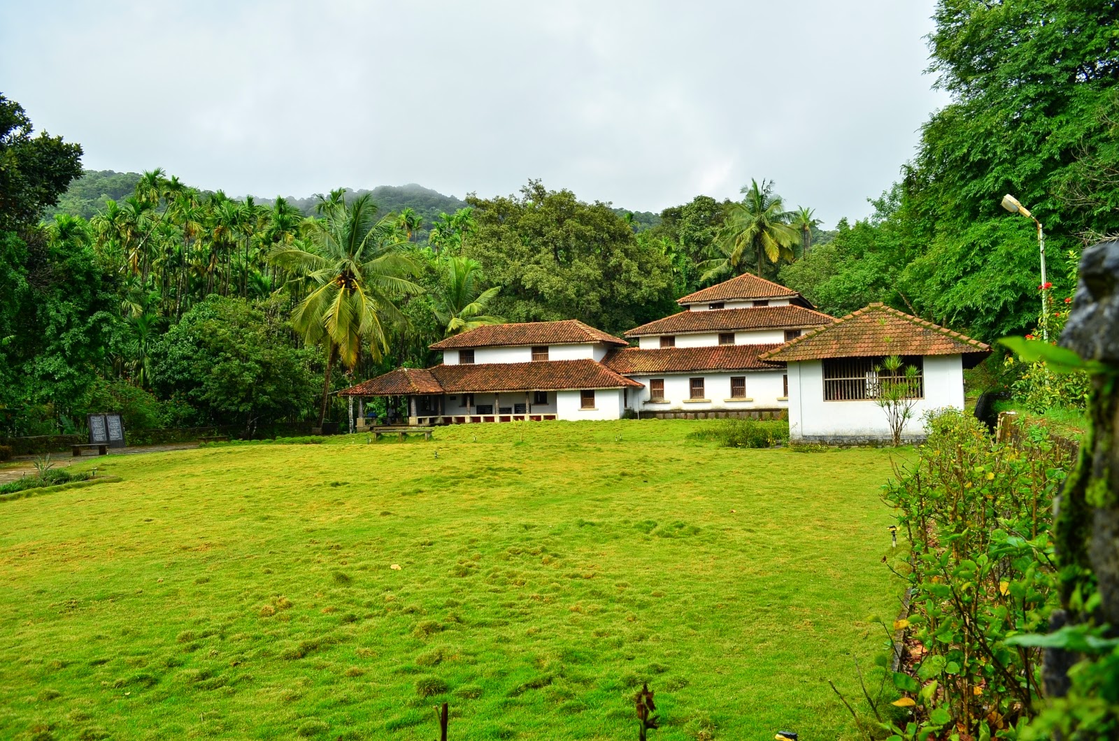 Sharath Hassan A Travelling Photographer: ಕವಿಶೈಲ ಕುಪ್ಪಳ್ಳಿ, kavishaila ...