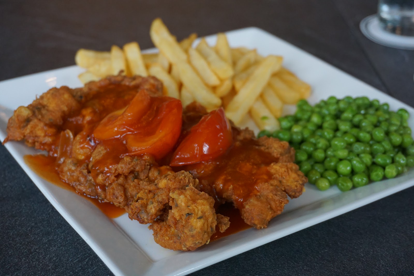 SELEKSI MENU MENARIK DI ANT CAFÉ & BAR KUALA LUMPUR