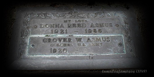 TUMULOS FAMOSOS: DONNA REED - Arte Tumular - 1149 - Westwood Memorial ...