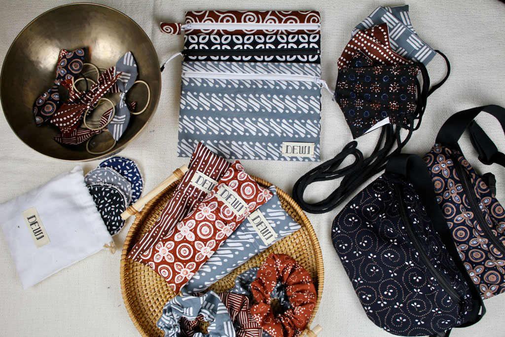 The journey to Batik / De reis naar Batik / by Sabine Bolk: Cinta Batik ...