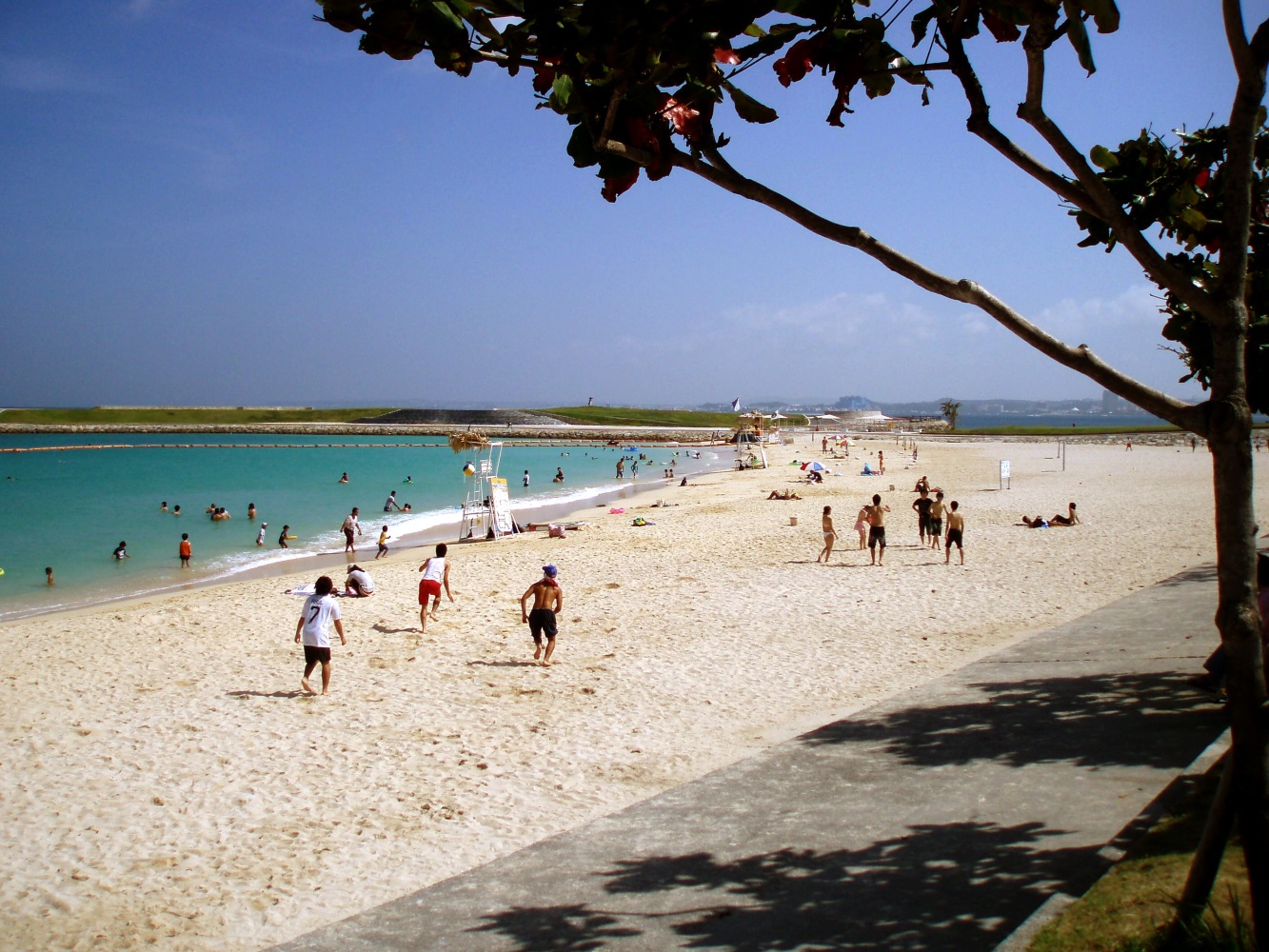 Okinawa Travel Guide: Okinawa Beaches