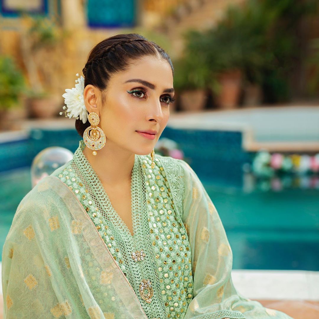 Fashion and beauty industry: Aiza khan latest bridle photoshoot
