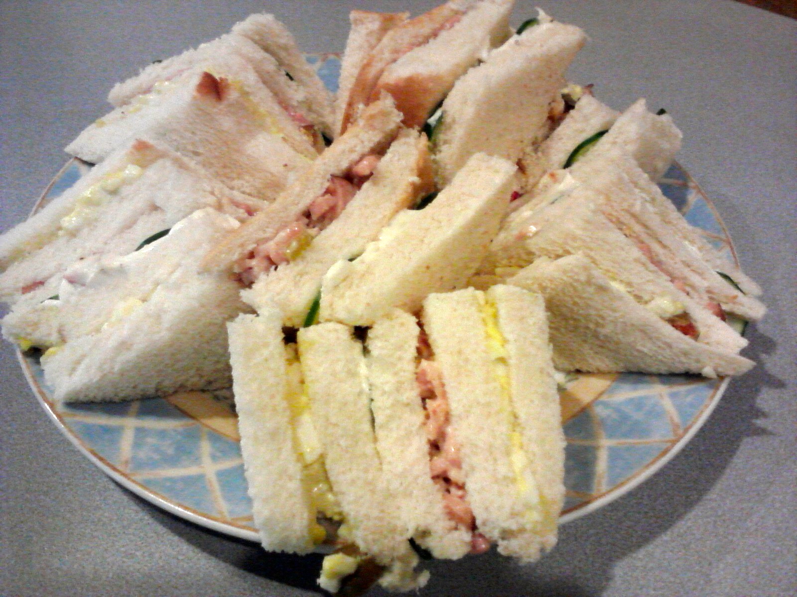 A Trunk Full of Recipes: Sandwich Loaf