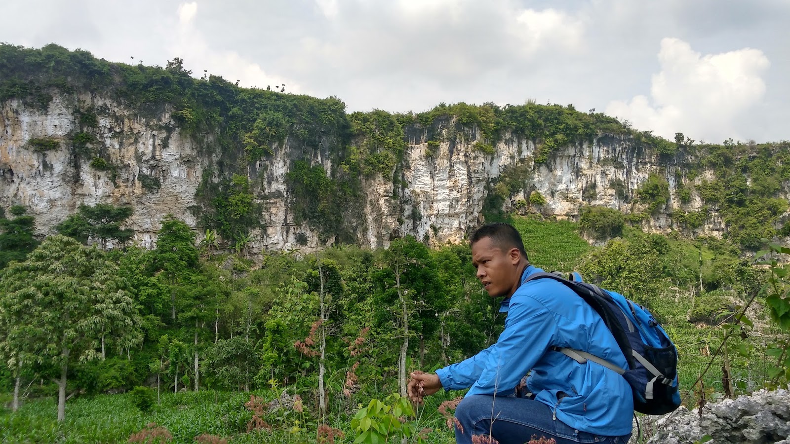 Tebing Trojoyo, Benteng Alam di Pegunungan Kendeng - Wisata Grobogan