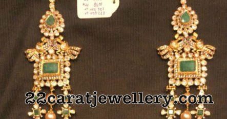 Emerald Set with Center Pearl String - Jewellery Designs