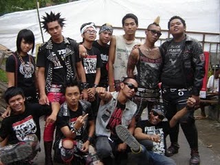 SEKILAS TENTANG ANAK JALANAN