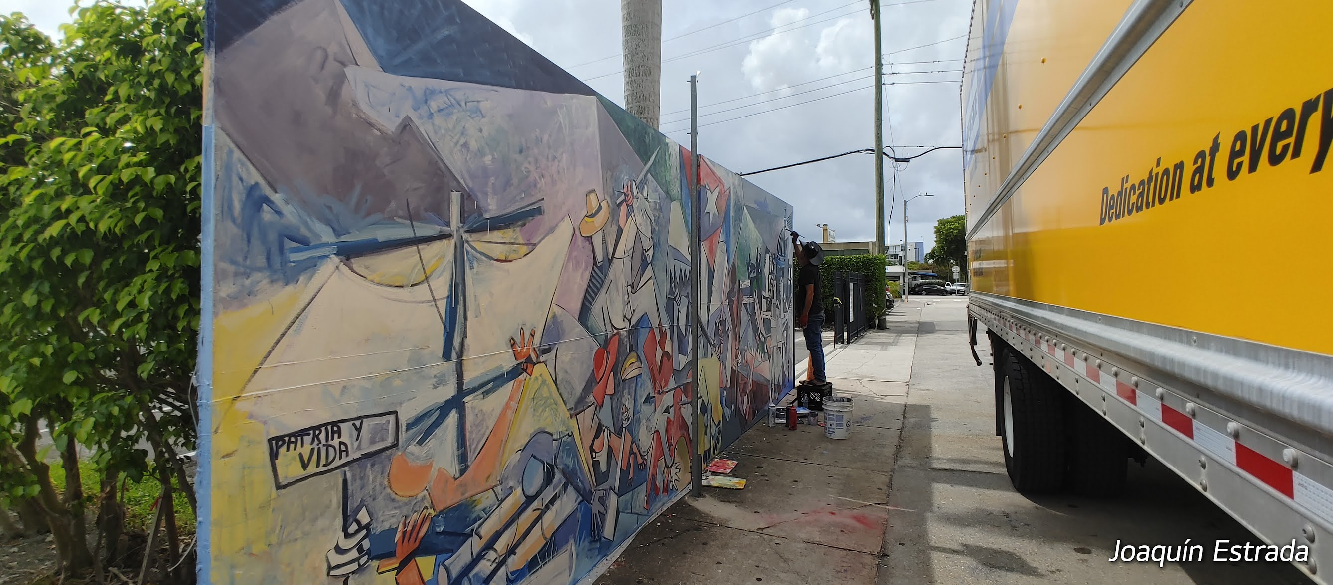 Gaspar, El Lugareño: Roberto Márquez, artista mexicano, está realizando ...