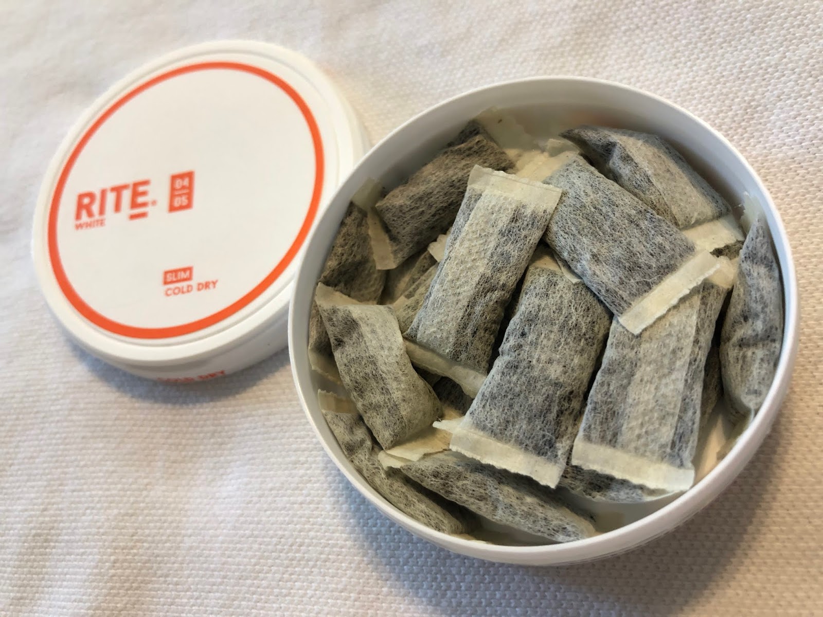 RITE Cold Dry (Slim & Large) Snus - Review. 10 May 2020.