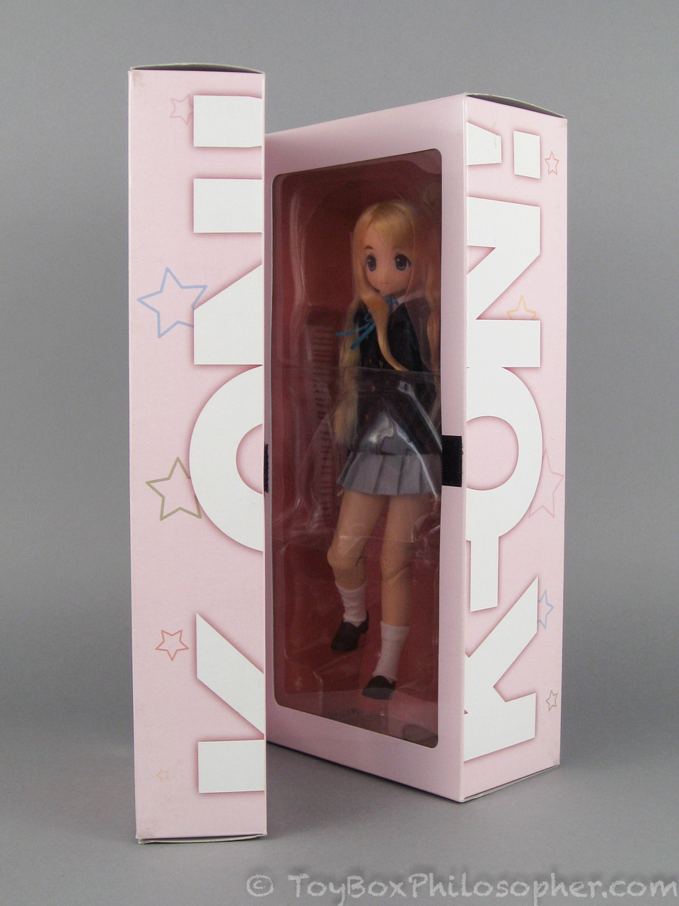 "Tsumugi Kotobuki" Pure Neemo doll by Azone International | The Toy Box Philosopher