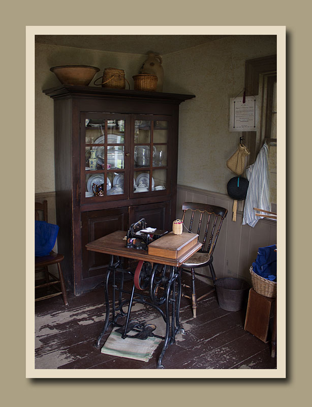 Visiting Black Creek Pioneer Village: MacKenzie House: Dressmaker ...