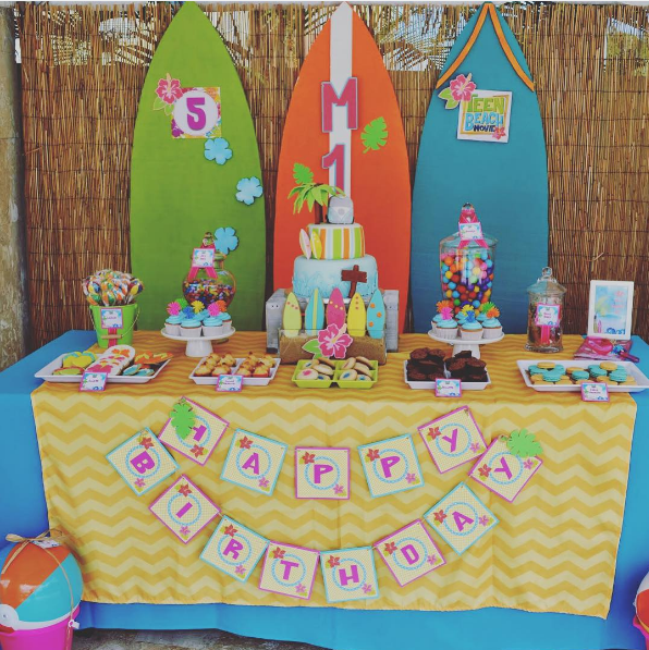 Fiesta temática para los amantes del surf