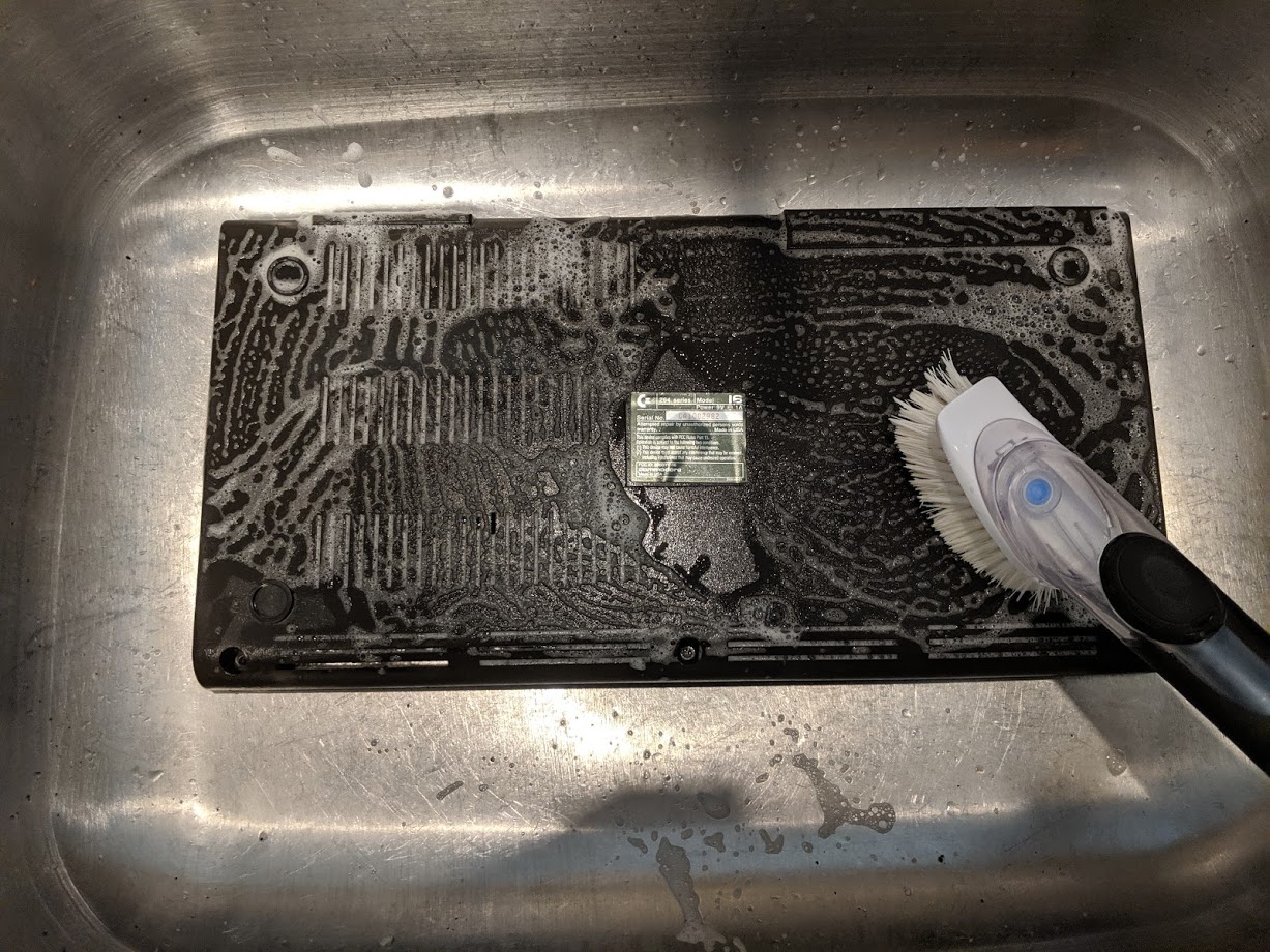 The Calculator Review: Commodore 16 Part 2: Cleaning