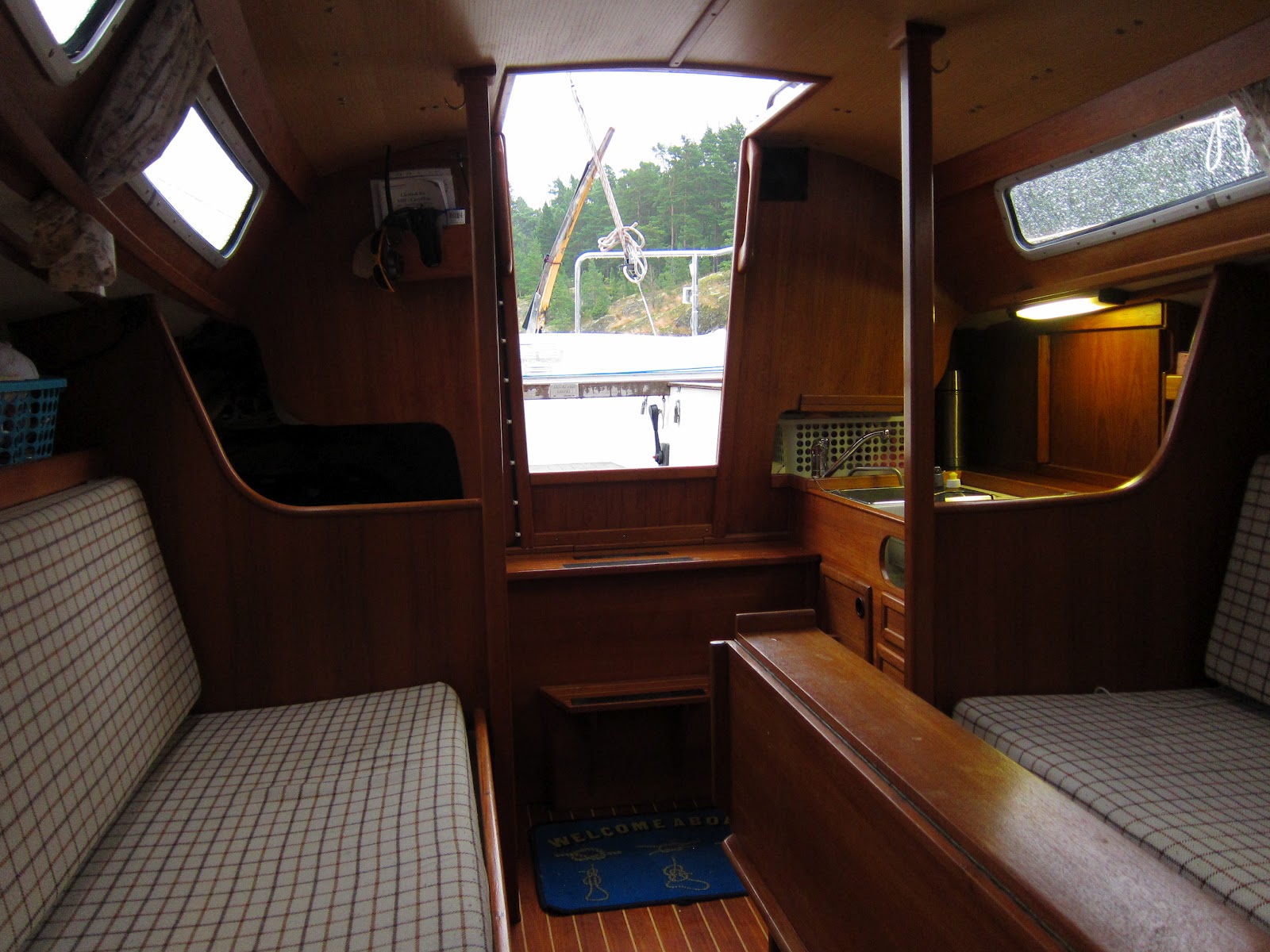 Larsen 28 - SWE 101: Pictures