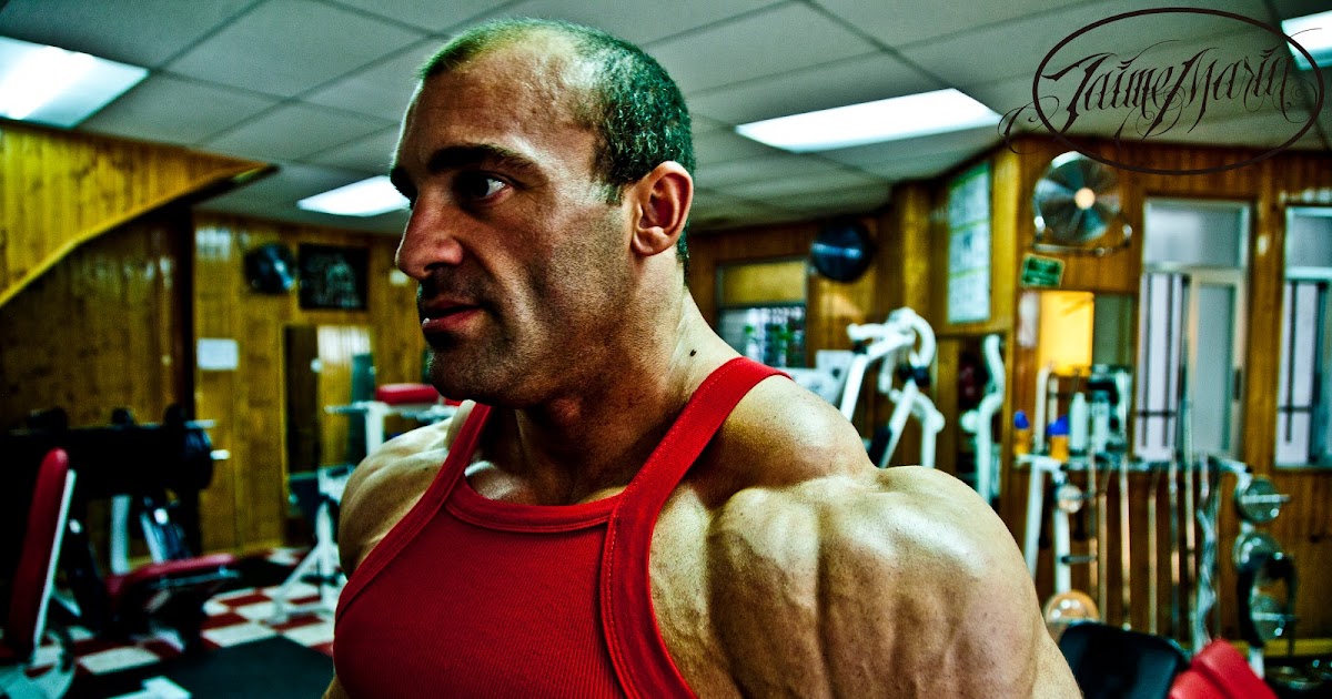 Muscle Lover: The "Spanish Titan" - IFBB Pro bodybuilder Alfonso Del Rio