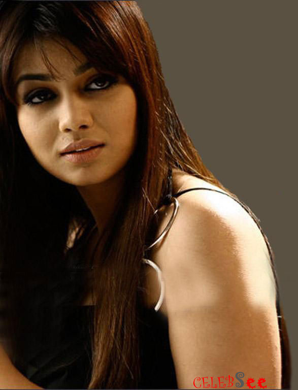 BOLLYWOOD ACTRESS: Aisha Takia Wallpaper