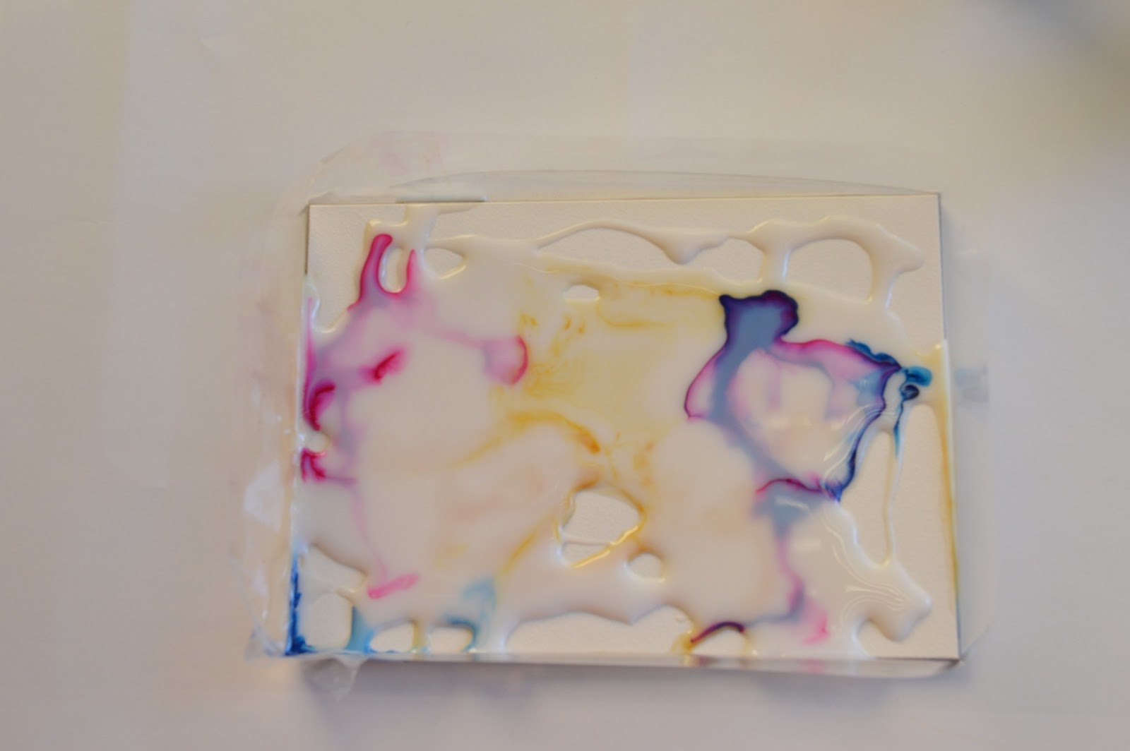 kimi kobashi: ink & pouring medium experiment