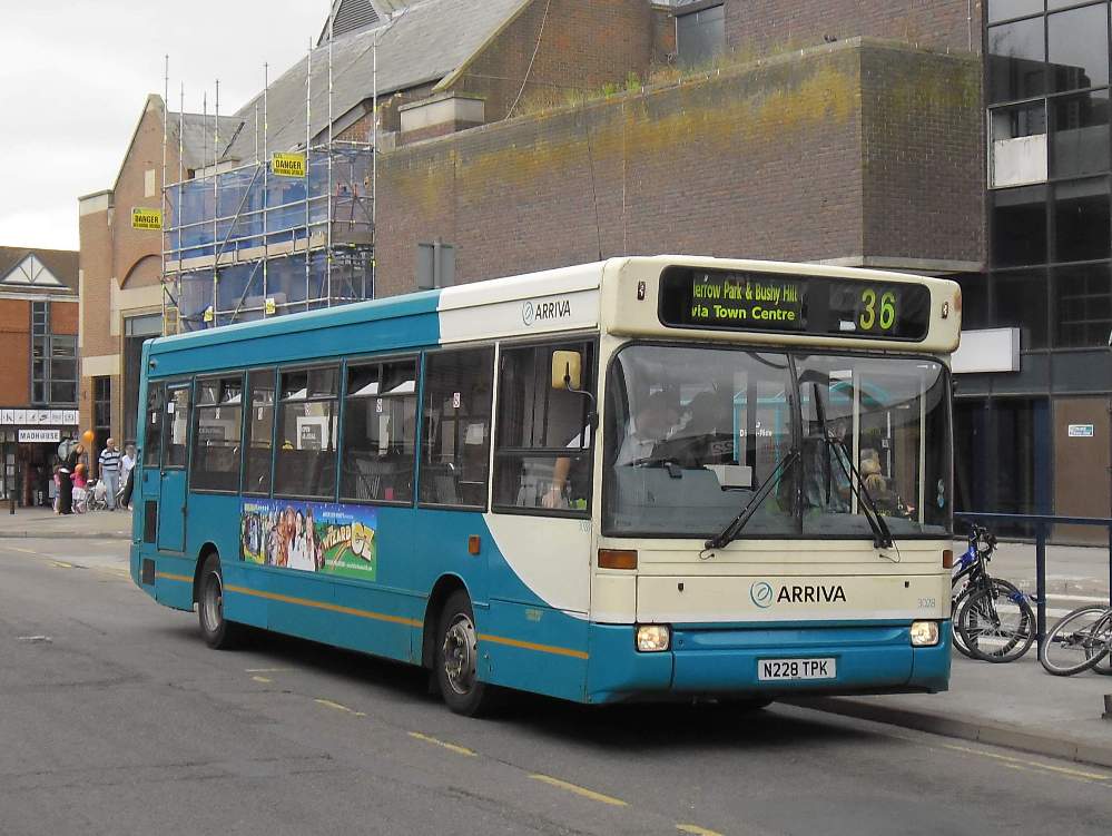 Southern England Bus Scene: Guildford