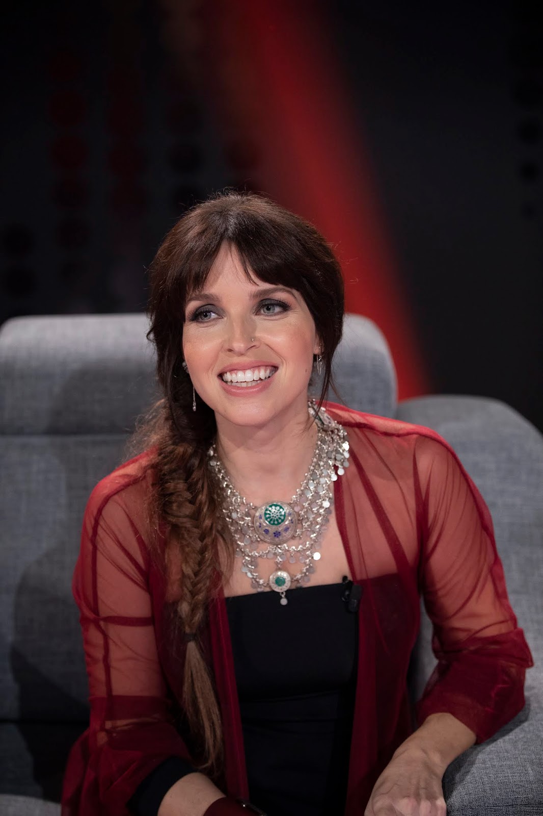 MÉLANIE BRISSON : REVOLUTION - LYDIA BOUCHARD