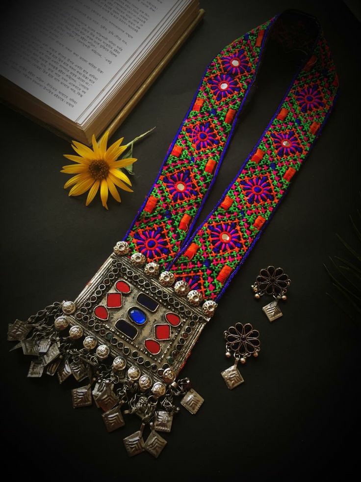 Colorful necklace designs