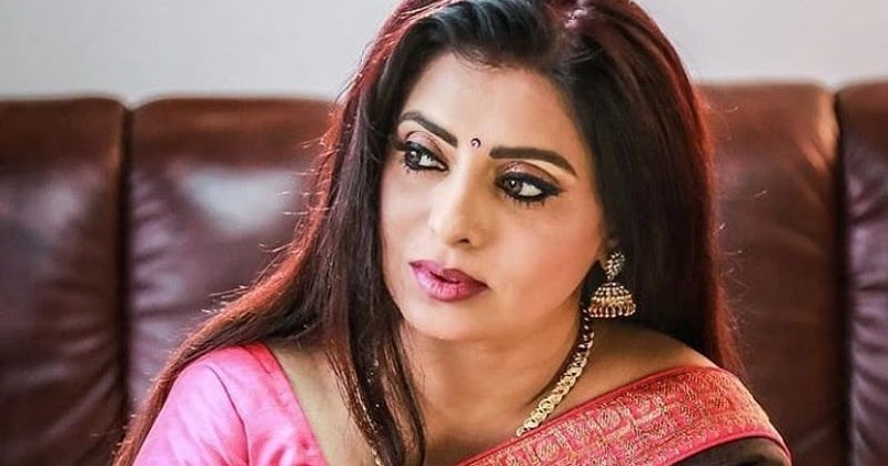 NAKARAJAN: PRIYA RAMAN ,SOUTH INDIAN ACTRESS BORN 1974 SEPTEMBER 14