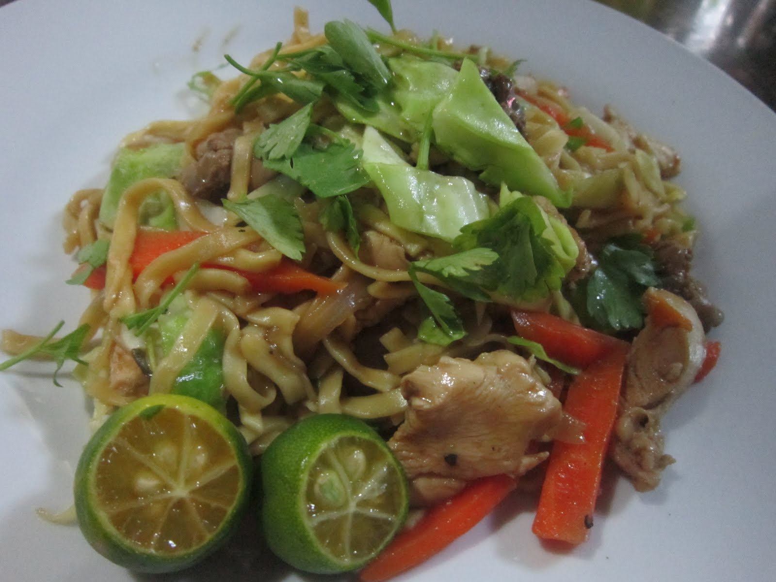PANCIT LOMI GUISADO