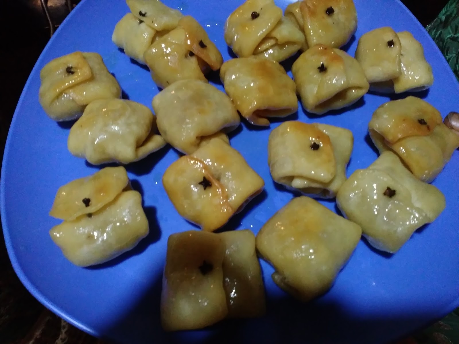 Ghar Ka Khana: Laung lata (syrup based sweet)