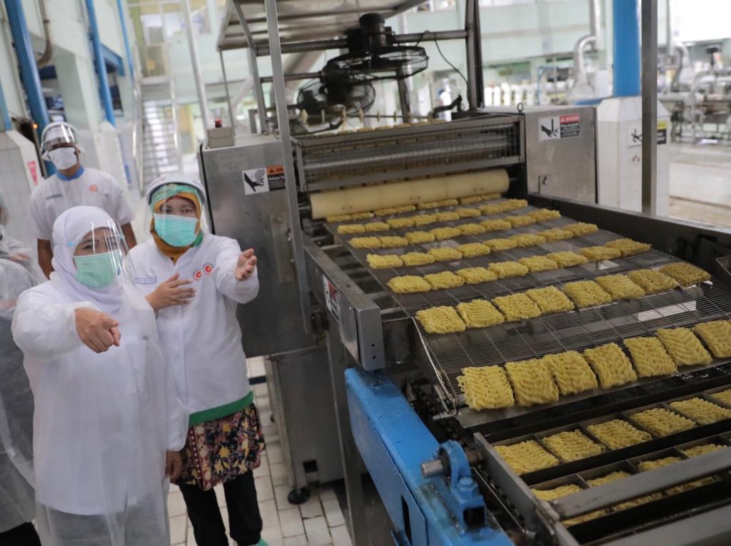 Yuk Melihat Proses Pembuatan Indomie Di Pasuruan
