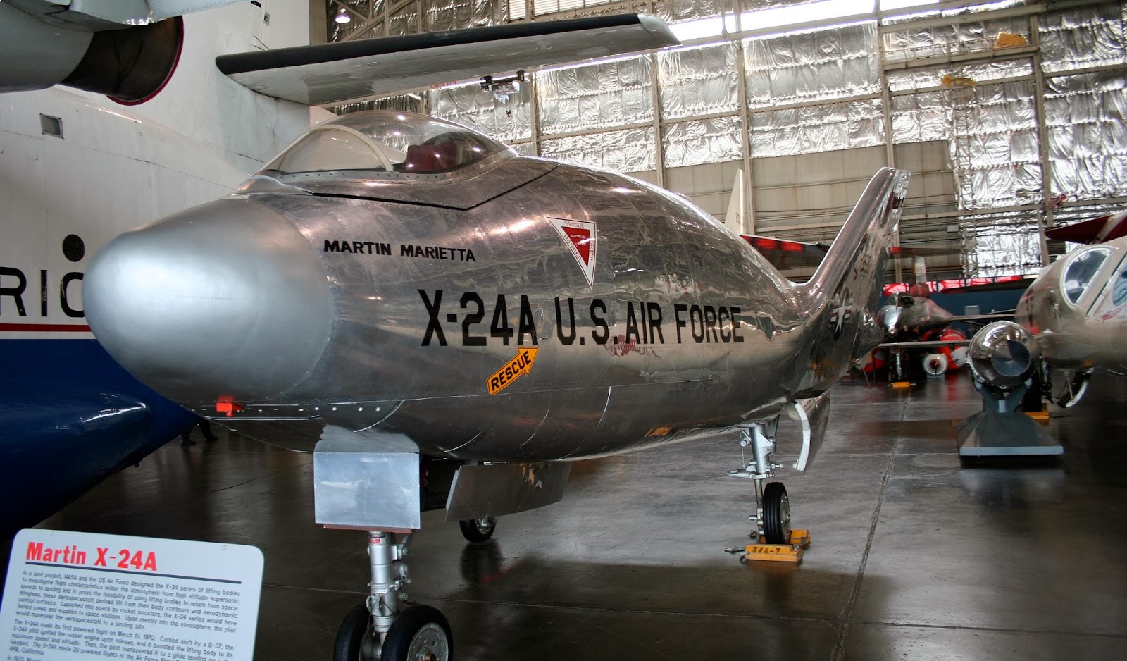 SPACE RELICS: Le programme X-24A - Lifting Body