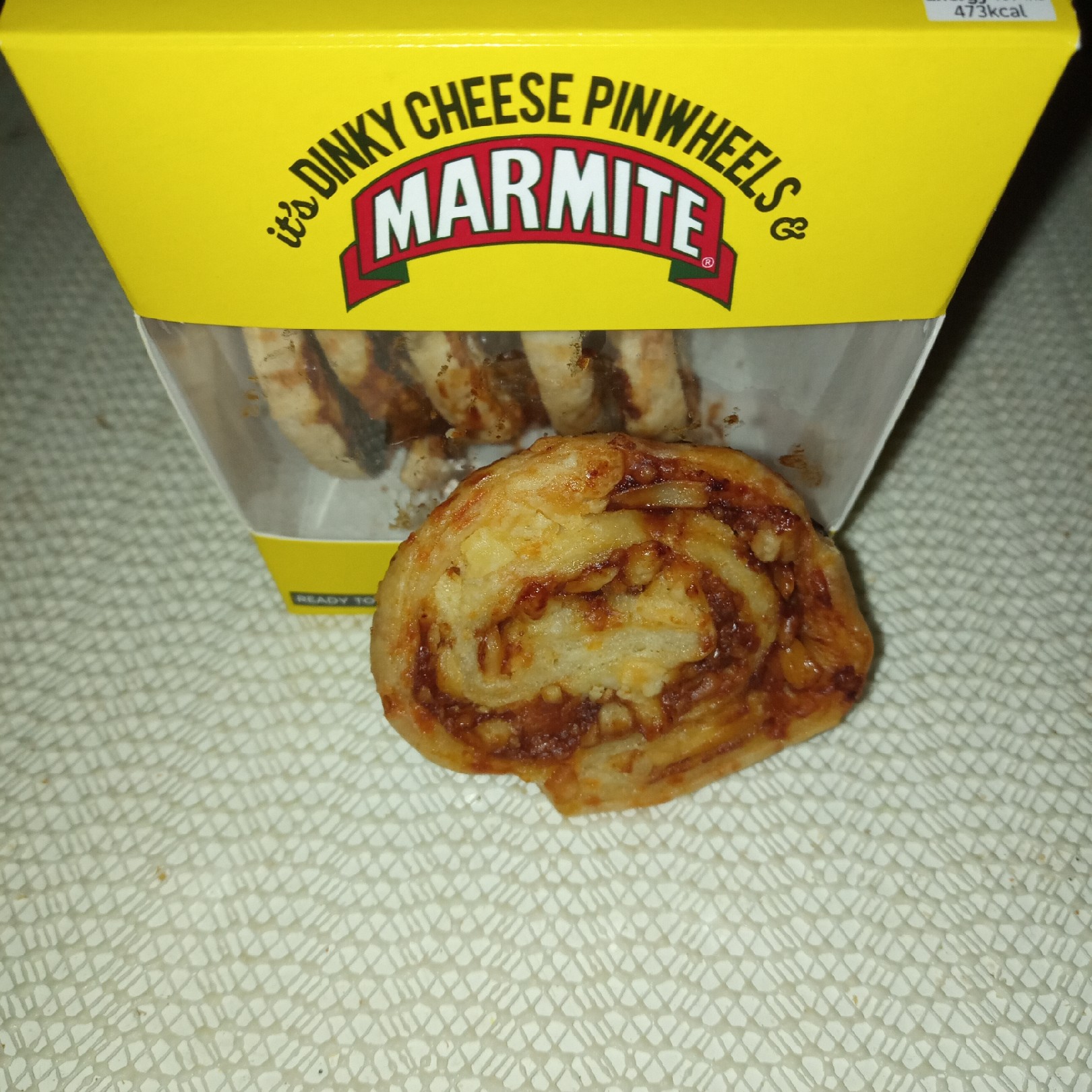 Supersupergirl's Food Reviews: M&S Marmite dinky cheese and tomato ...