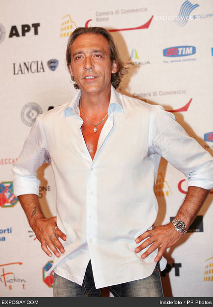 Luca Ward | Celebrities Photos Hub