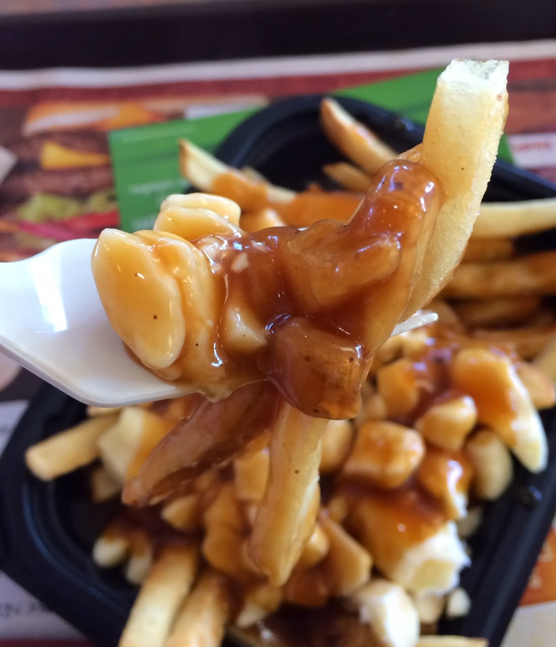Poutine From Wendy's / ウェンディーズのプーティン ~ I'm Made of Sugar! - Chihiro's ...