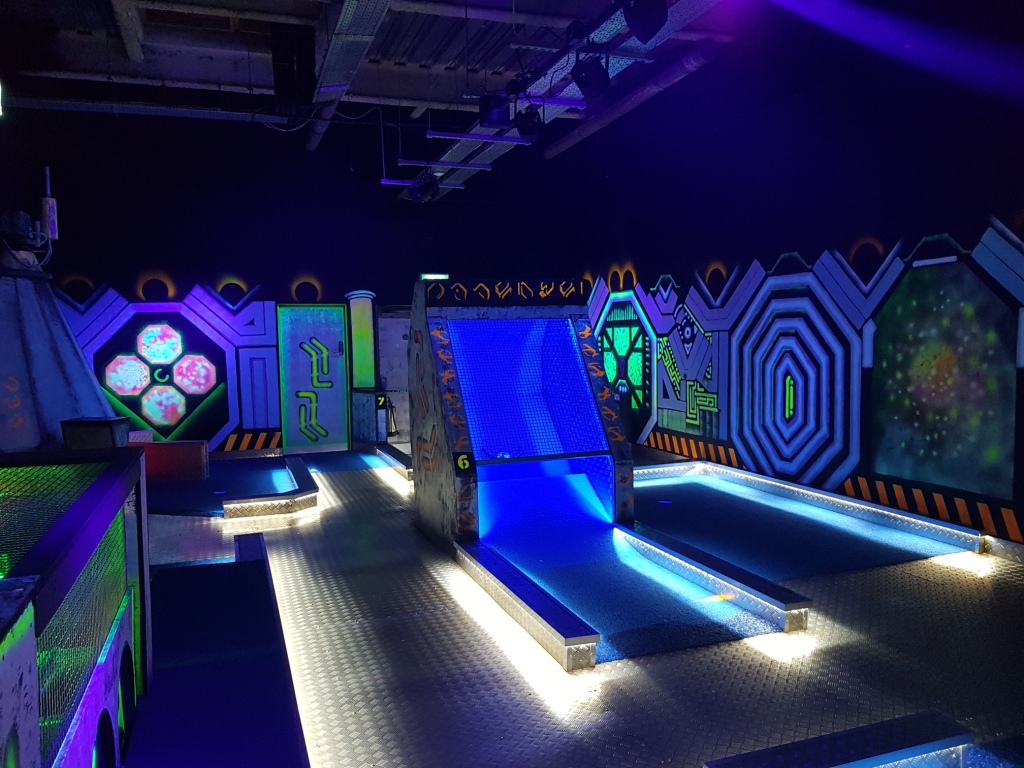 The Ham and Egger Files: Mr Mulligans Space Golf in Birmingham