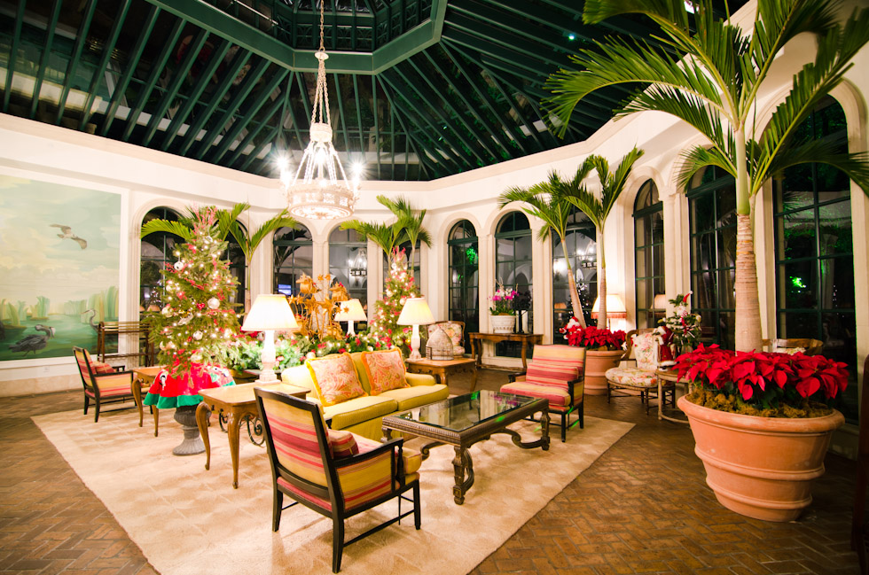 woman from ABUDHABI: (HOTELS) The Cloister at sea island - USA