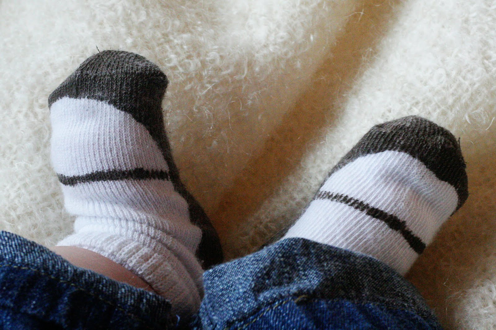 Better Life Blog: DIY Shoe Socks - Tutorial