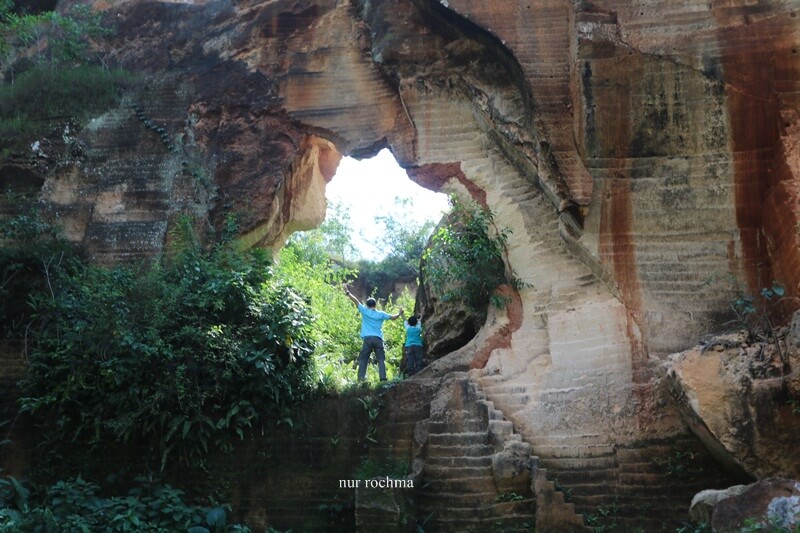 Wonderful Indonesia di Goa Pote Bukit Jaddih dan Arosbaya