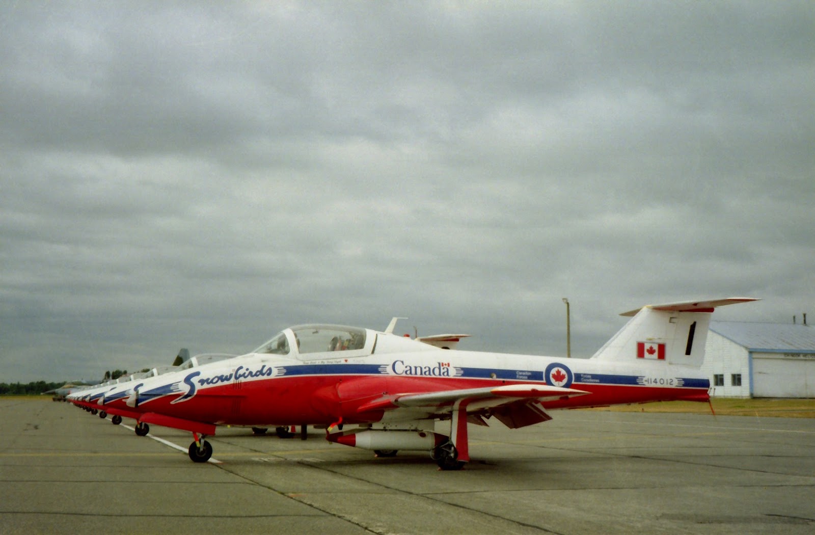 Grams luftfartsblogg: The Golden Centennaires - Canadas 1967 acro team