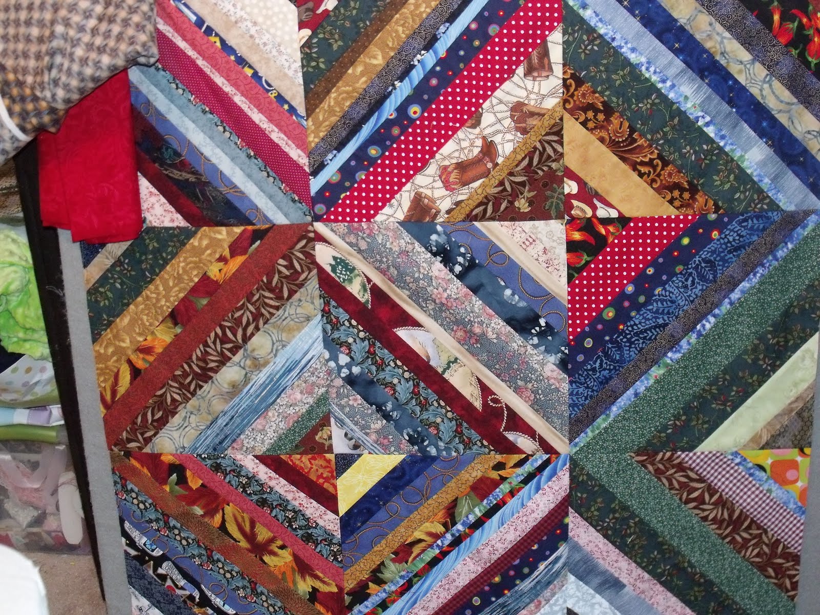 Quilting Sue's Quilt Blog : Camping, Double Nine Patch & Burda patterns...
